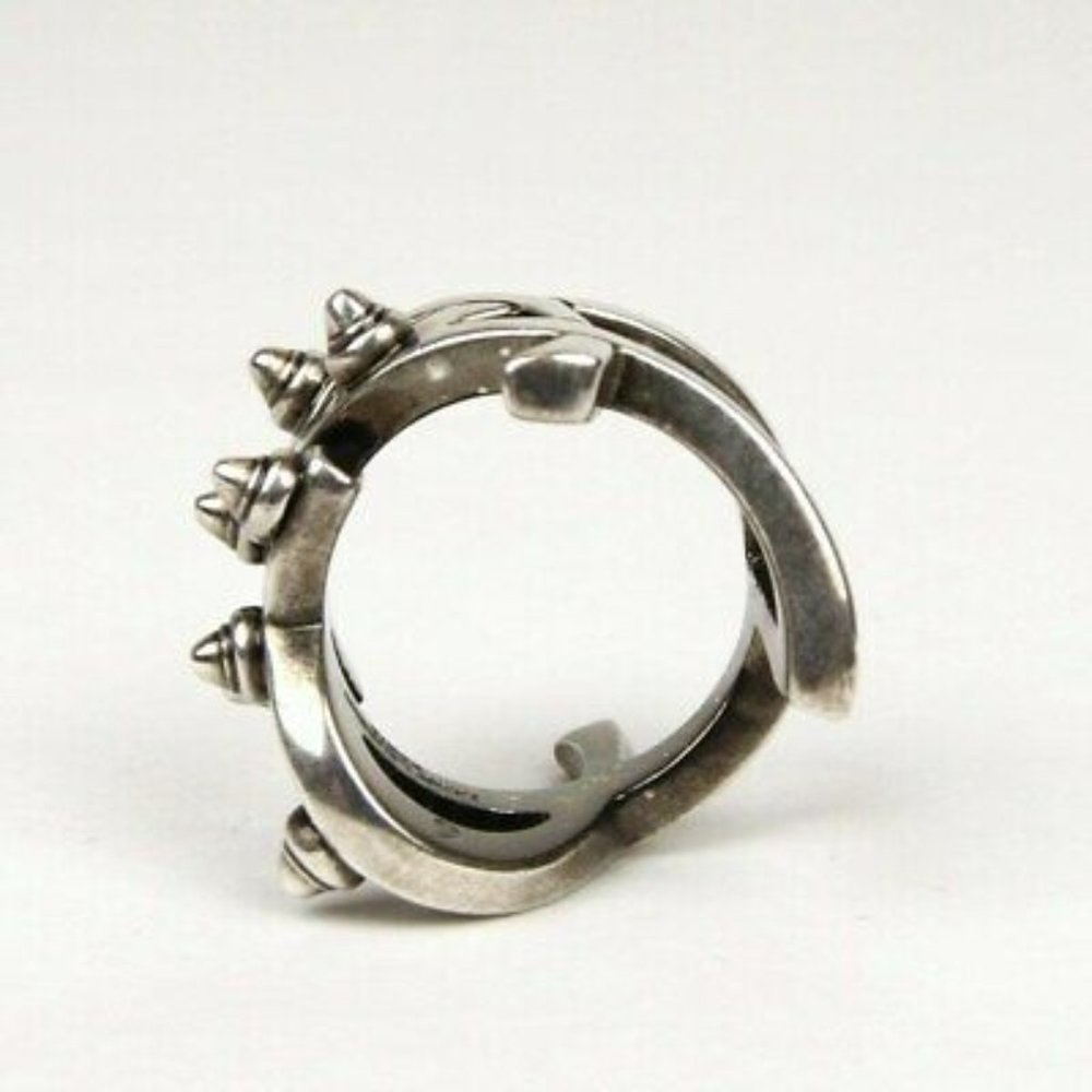 Saint Laurent Ysl Spiked Logo Aged Gunmetal Ring - Gem